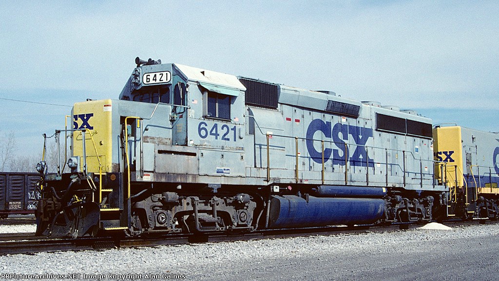 CSX GP-40-2 6421